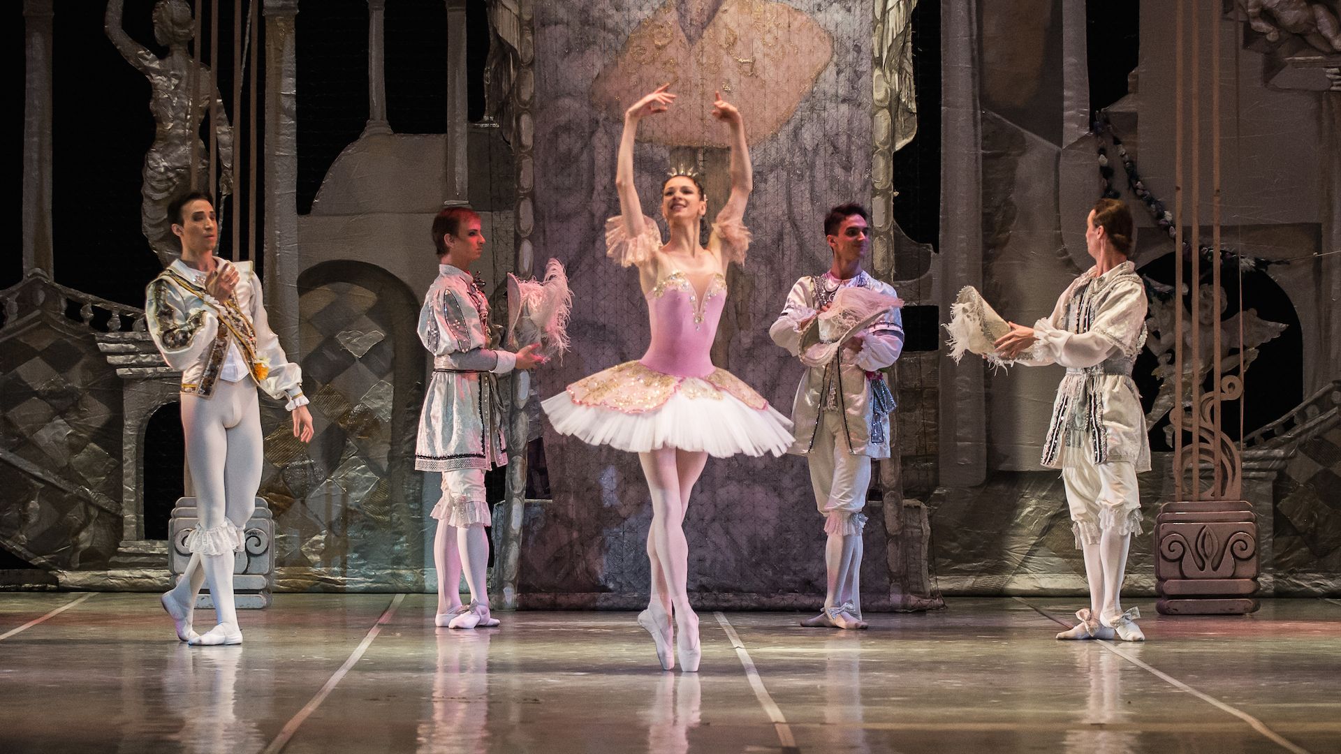 Grand Adage à la Rose